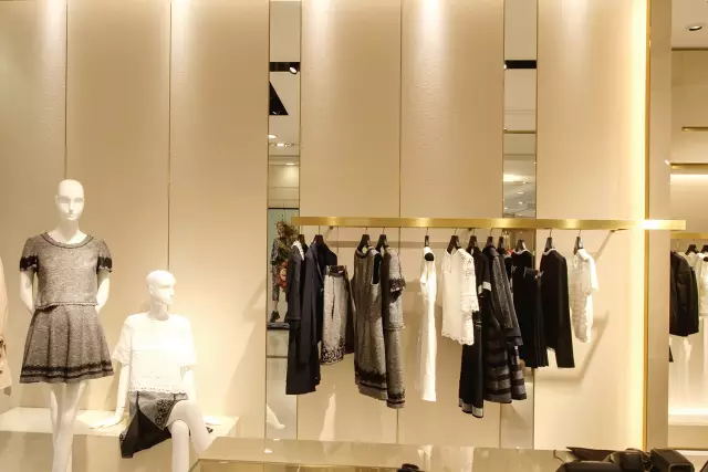 VGRASS | 上海久光 新装开幕 - V.GRASS官网 - 上海维格娜丝时装有限公司